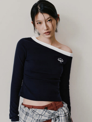 SH&UR2026春季新款女装休闲撞色条纹拼接标签刺绣T恤UYL460078