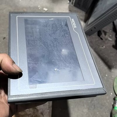 议价昆仑通态触摸屏，型号 TPC7022EI ，件，实图可维修