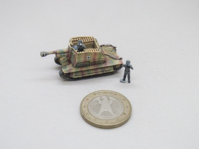 【展示】144  WWII German 10.5cm LeFH 16 auf. FCM36(f)
