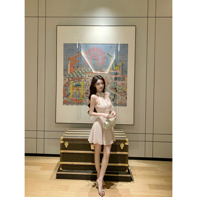 JustQin【浅樱】2026新款夏装性感短裙气质显瘦收腰雪纺连衣裙女