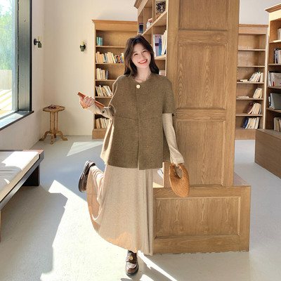 现货2D078-W6751-P235K359斜纹呢料斗篷+针织连衣裙2件套