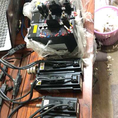 {议价}汇川伺服电机：lS620NS2R8l(总6套)