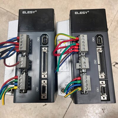 议价ESDB伺服驱动器ESDB-015AEESDB015AEESDB015AEesdb-015ae