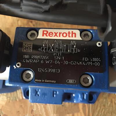 现货力士乐比例换向阀4WRKE10E3-25L-3X/6EG24ETK31/A1D3M/F1D3M