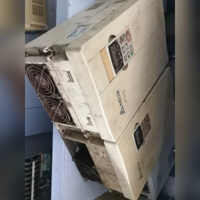 变频器VFD185B43A18.5KW包好成色不 议价