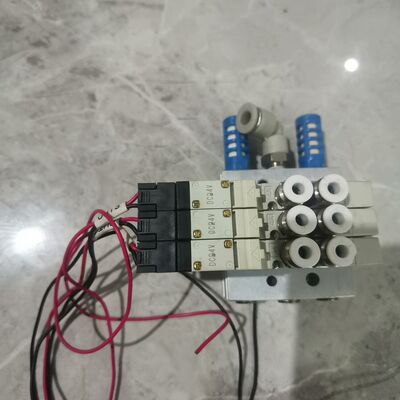 CKD 电磁阀 4GD119-E21C.  9