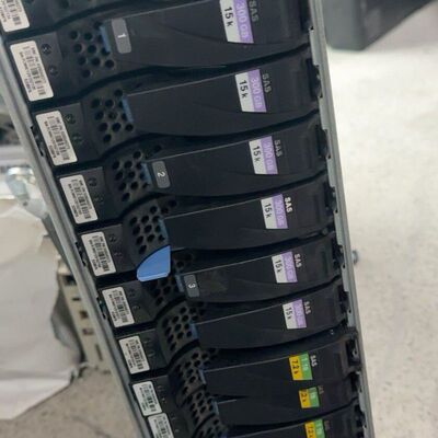 EMC2++STPE+15磁盘阵列柜