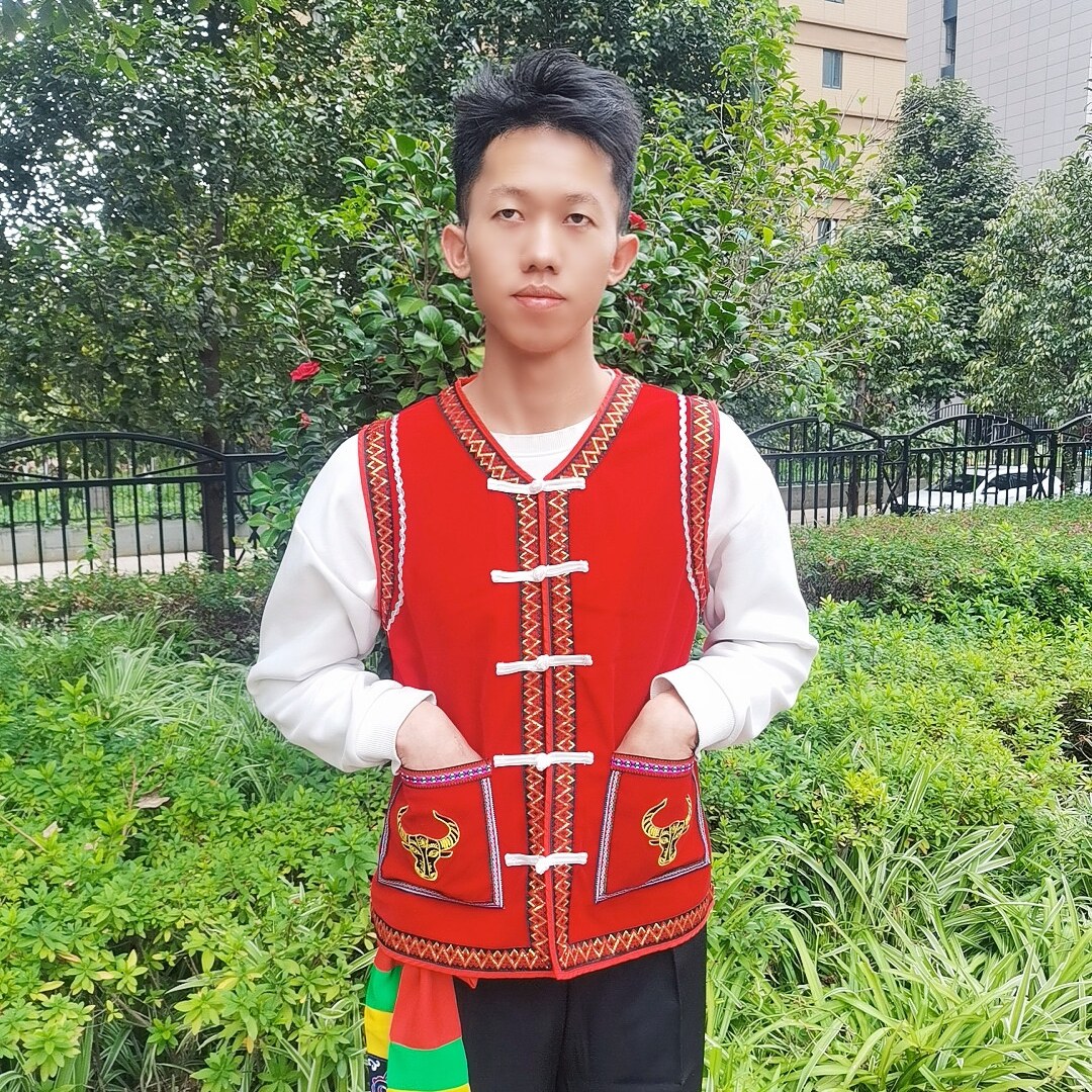 成人款红色黑色平绒牛头马甲彝族佤族男马夹民族风男士单马甲