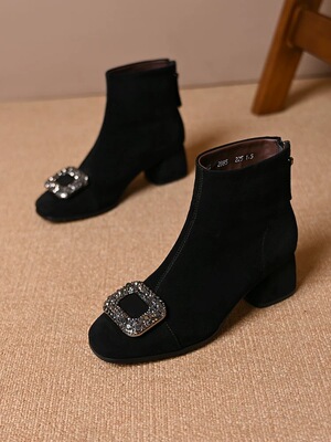 大东她女鞋2025春季新款时尚百搭方头粗跟短靴女水钻弹力瘦瘦靴