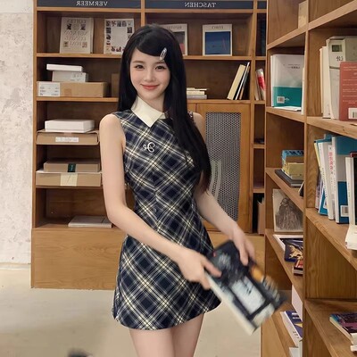 法式复古格子无袖连衣裙子女收腰气质设计感纯欲风polo领短裙夏季