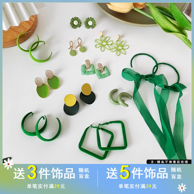S925银针绿色系列早秋植绒耳环