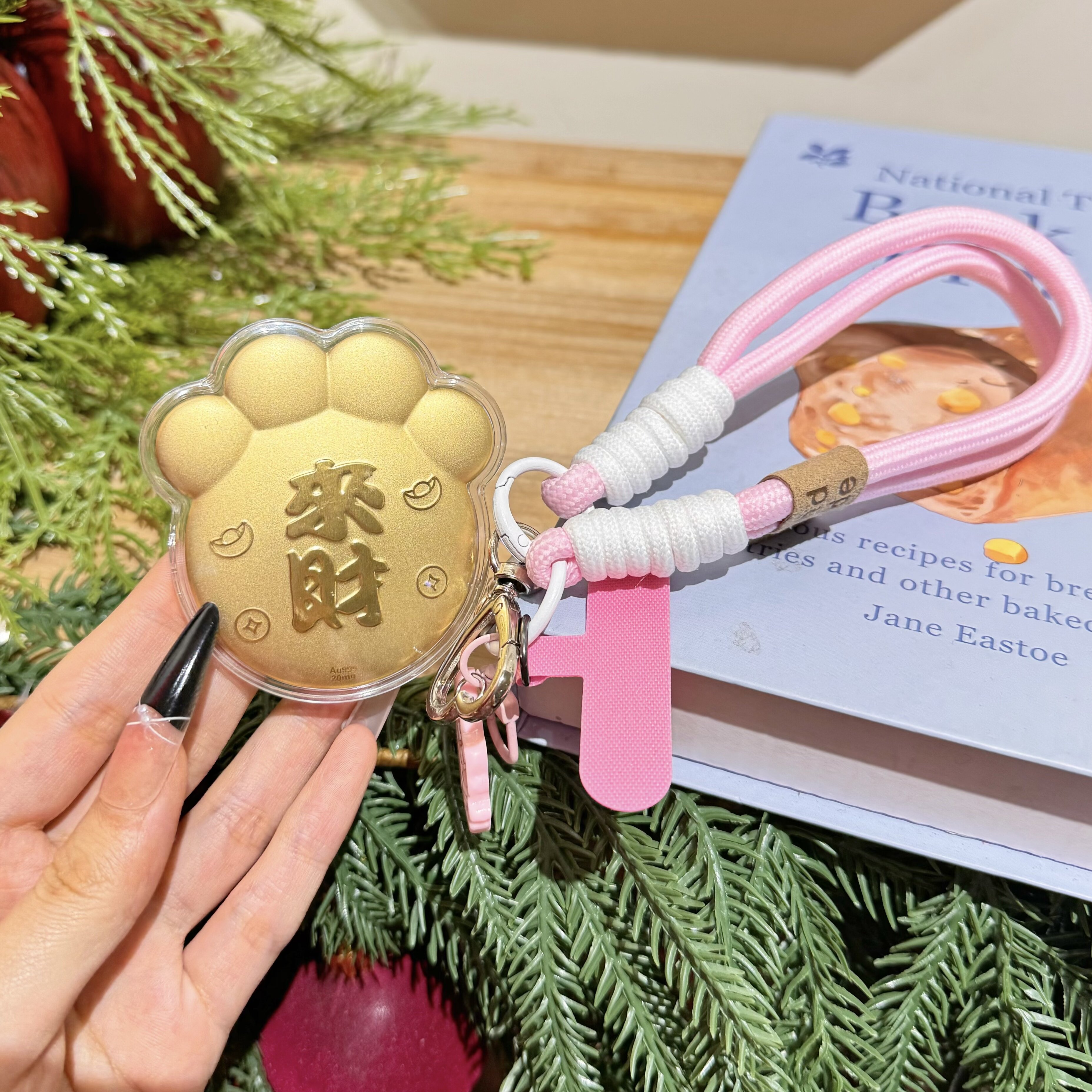 水贝低克重黄金灵隐同款猫爪招财手机链钥匙扣包包挂件新年送礼