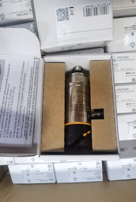 IFM PN7593 PN7594 PN7570 PN7592 PN7560 PN7571 PN7596传感器