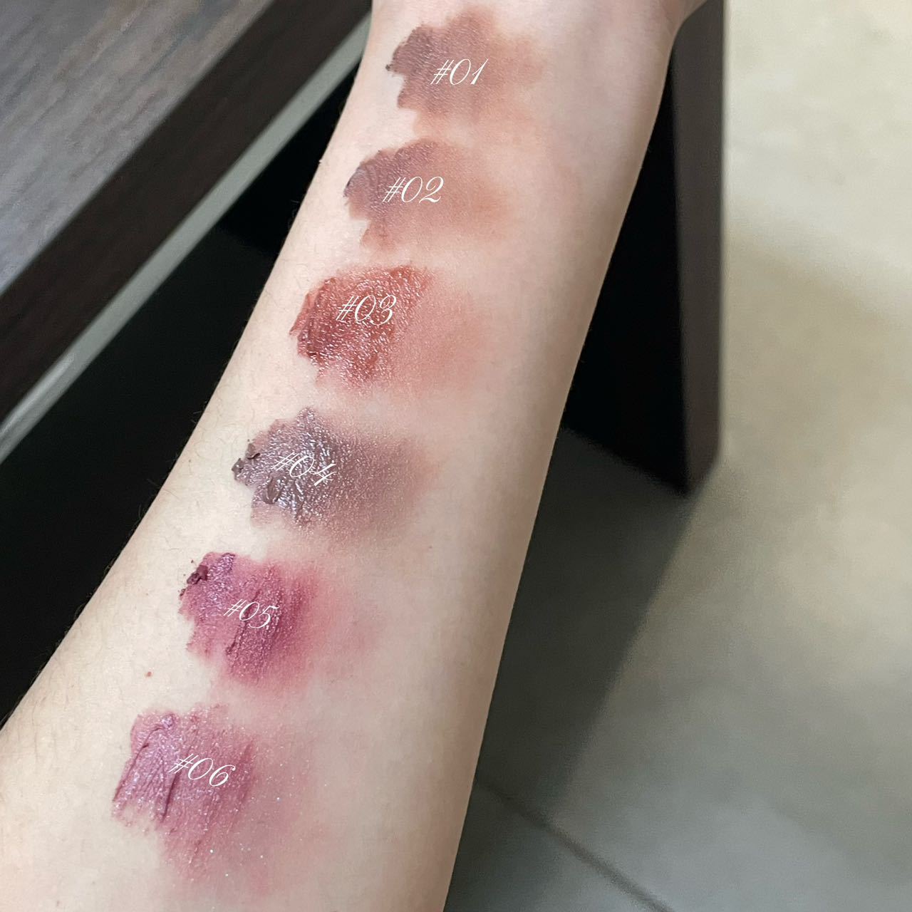 PINKYFOCUS月影轻烟柔雾唇釉哑光雾面伪素颜显白不易沾杯裸色唇泥