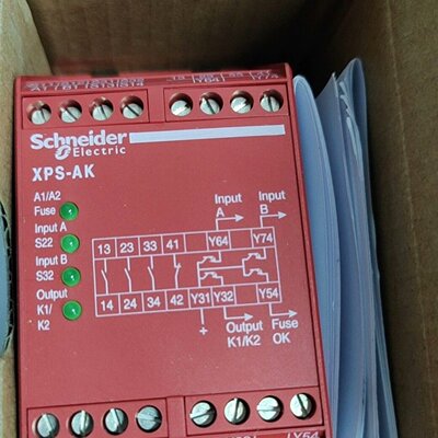 可维修-XPS安全继电器XPSAK311144 议价