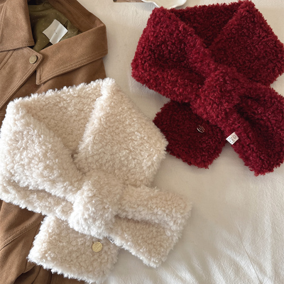 安哥拉红流行色韩系保暖百搭羊羔毛交叉短款小围脖女学生冬季围巾