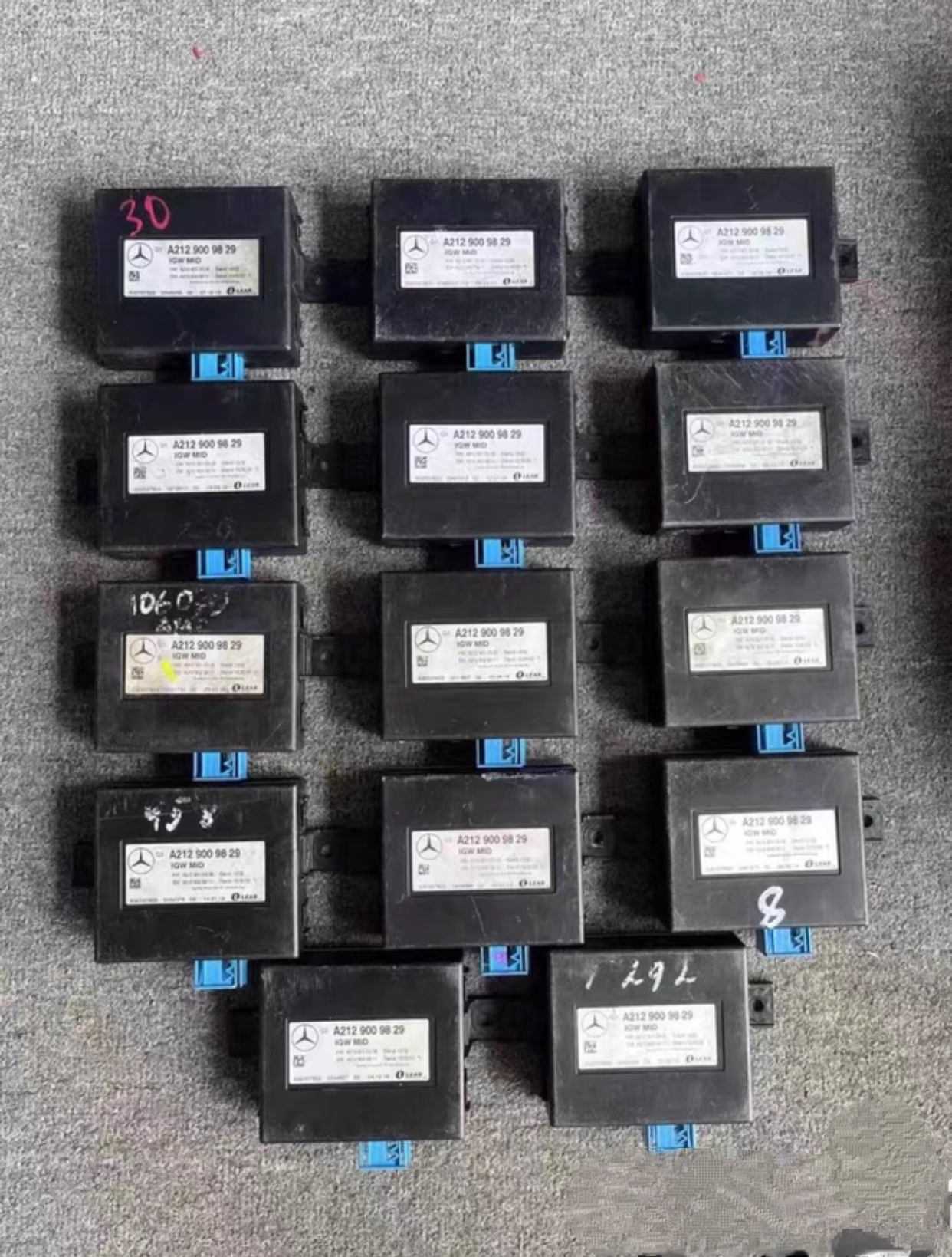 适用奔驰E级W212W207底盘网关电脑E200E300E350车用芯片模块GLE16