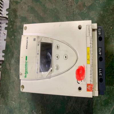 议价ATS22D17Q 软启动器 4kw可维修