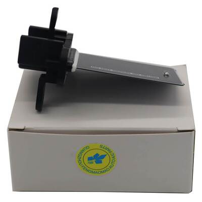 适用阳光mera II Tino汽车空调压缩机27150-4M401 271504M4