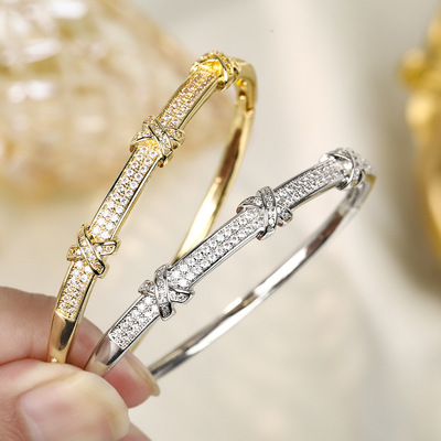Explosive copper inlaid zircon bracelet with a high-end feel