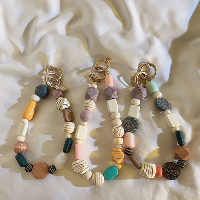 彩色不规则珠珠手链挂件