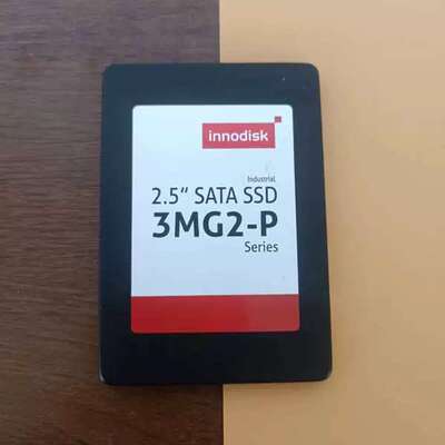 议价innodisk宜鼎 2.5寸 64GB SSD固态碟 工~