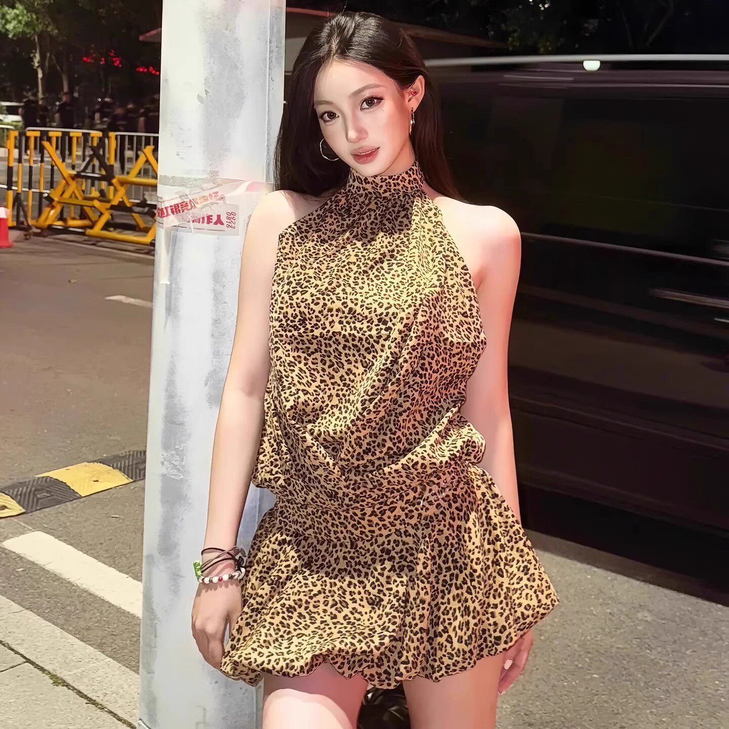 美式辣妹豹纹大露背低胯无袖挂脖裙女夏设计感收腰显瘦连衣裙短裙