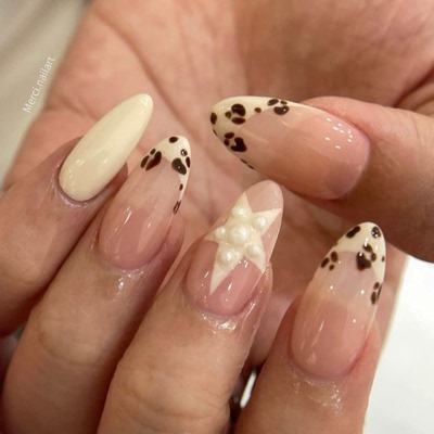 2026新款高级黄色星星纯手工穿戴甲海莉气质杏仁美甲中长款甲片