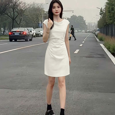 有里布2026春季新款女法式简约风纯色收腰显瘦气质连衣裙女D5516