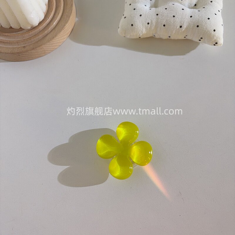 ins风夜光四叶草手机支架可爱彩色桌面固定手机座创意装饰多功能DIY小清新百搭女款通用手机壳支架粘贴式配饰