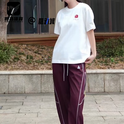 斐乐云菇白时尚宽松运动短袖T恤