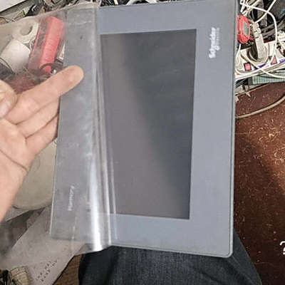 议价-拆机施耐德 HMIGXU3500 人机界面触摸屏，裸机子外观