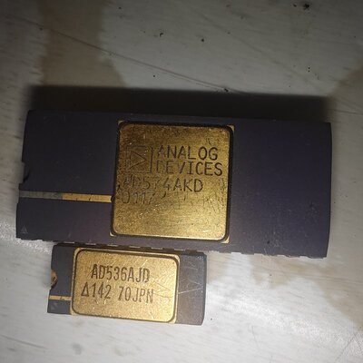 议价AD574AKD、AD536AJD芯片，原装拆机，有点使用痕