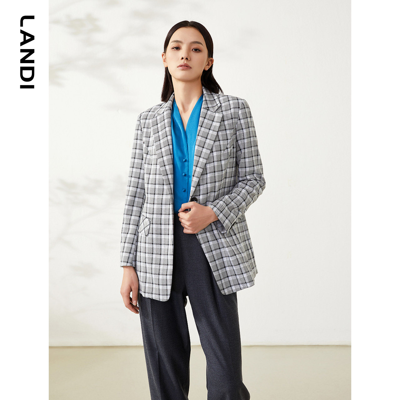 LANDI春季新款格纹无感垫肩西装外套女春秋西服上衣