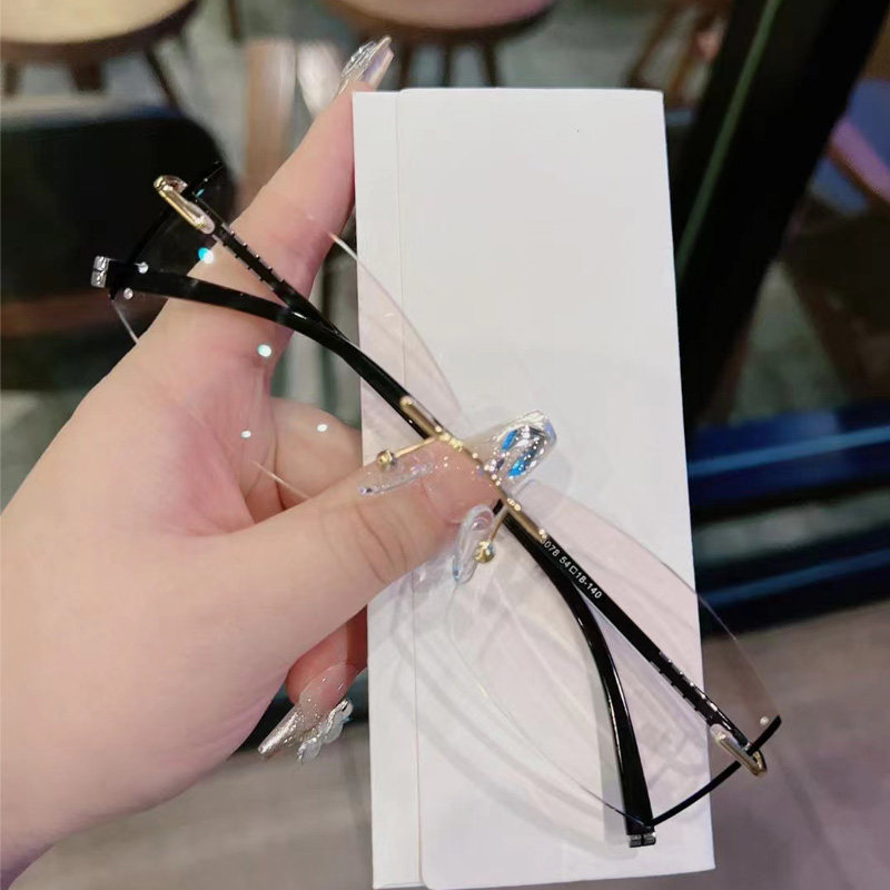 配近视眼镜男超轻无框防蓝光简约眼镜框平光散光有度数变色眼镜