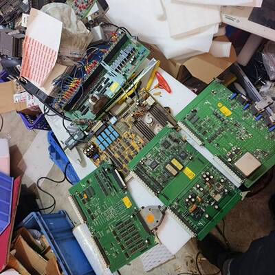 可维修海天注塑料机控制箱板卡四张加输板一张，型号7KTMP议价