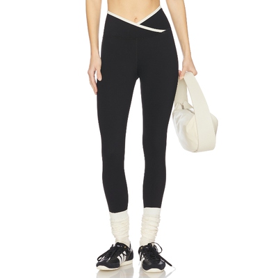 [春季新品]STRUT-THIS 及踝打底裤黑色运动复古风REVOLVE