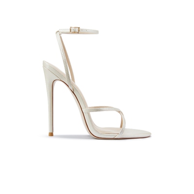 FEMME LA ALE 凉鞋 象牙白REVOLVE小众新款