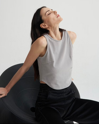 MuninnBran •【休闲系列】灰色运动反光Logo背心上衣