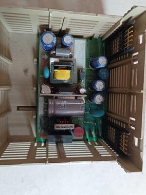 欧姆龙PLCCPM1A-20CDR-A-V1电源板,拆