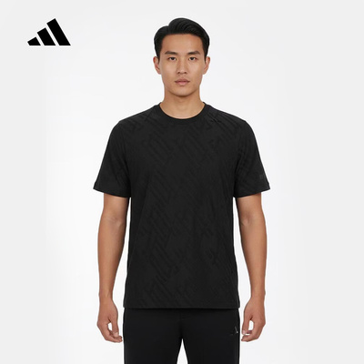 adidas阿迪达斯黑色满印半截袖运动休闲2026春男短袖T恤 KW4759