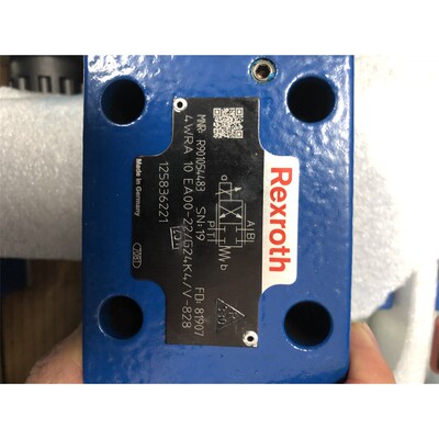 力士乐4WRA10EA00-22/G24K4/V-828 R901054483比例阀德国工业