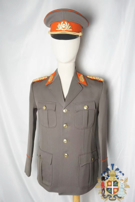 东德DDR将官马裤呢开领常服