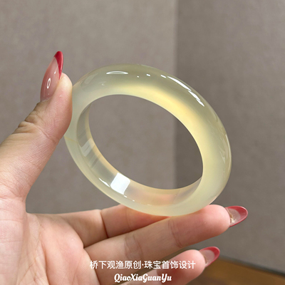 香槟金天然玉手镯女款冰种金丝玉