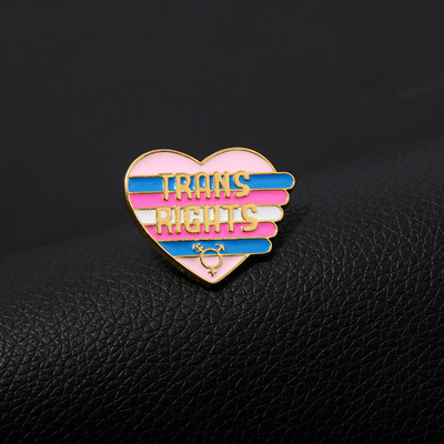 跨境新款 卡通爱心TRANS RIGHTS胸针 跨性别权益彩虹徽章