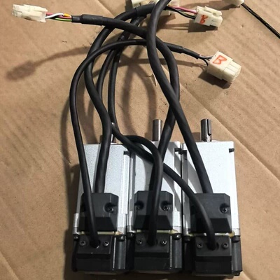 售前询价伺服马达MSMF012L1U2M三台，需要的拍，是单