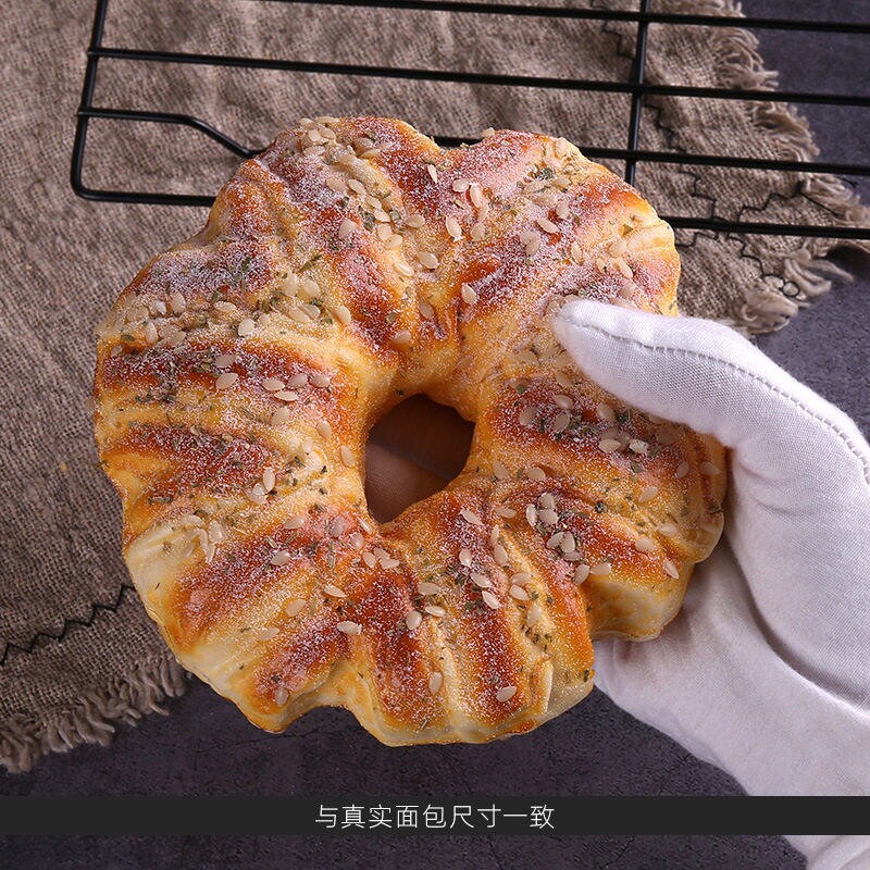 仿真面包模型装饰丹麦吐司柔软麻花面包婚庆法式三角包食物摄影