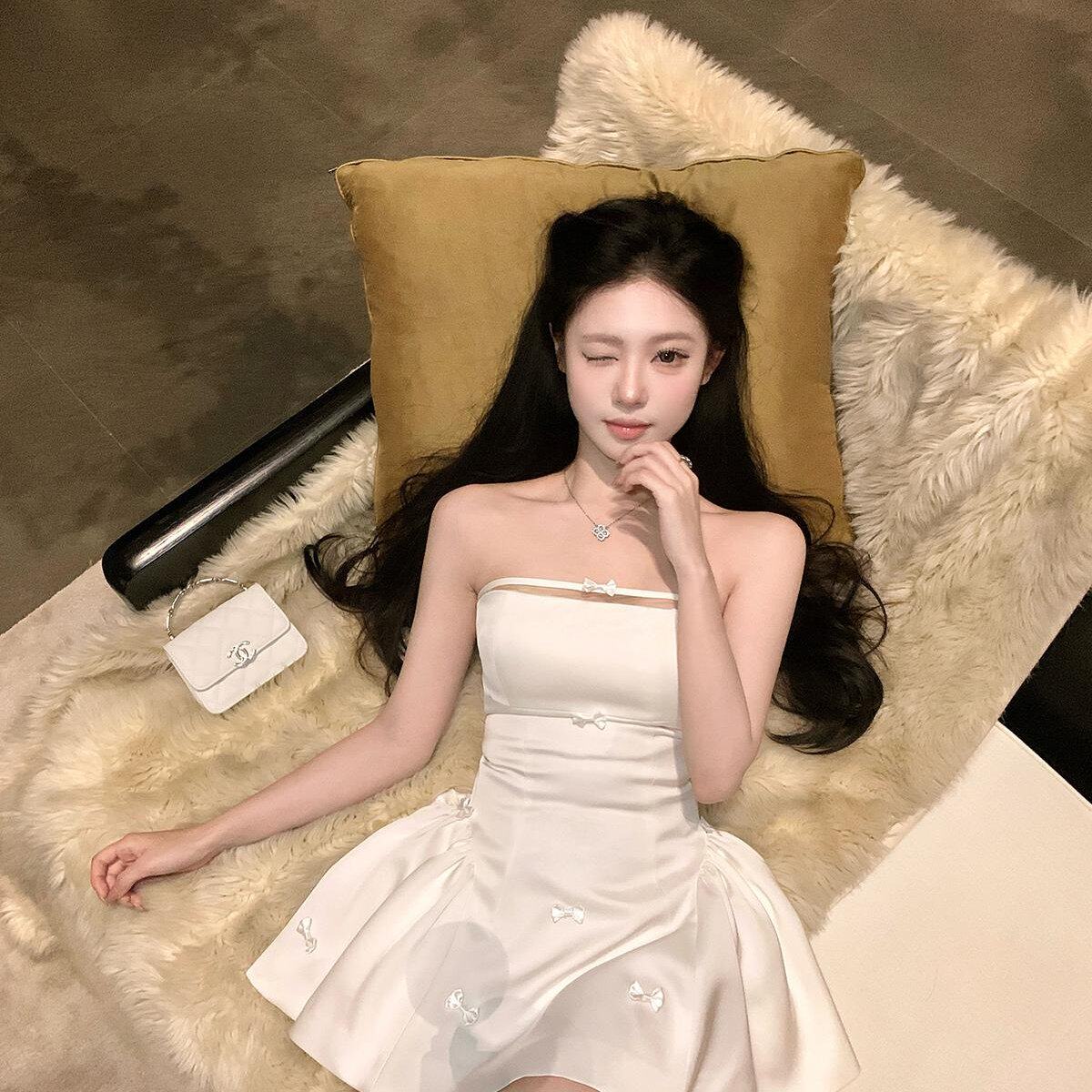 名媛风气质高级感性感辣妹纯欲风缎面抹胸蝴蝶结连衣裙蓬蓬短裙女