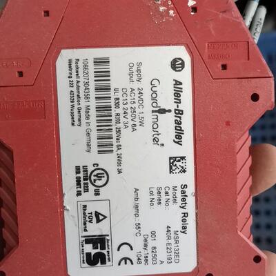 440R-E23193 MSR132ED 安全继电器 AB罗克韦尔工控器件议价维修