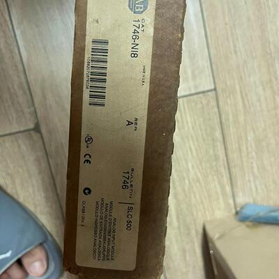 1746-NI8 Allen Bradley 工控模块 SLC 500 模拟输入模块议价维修